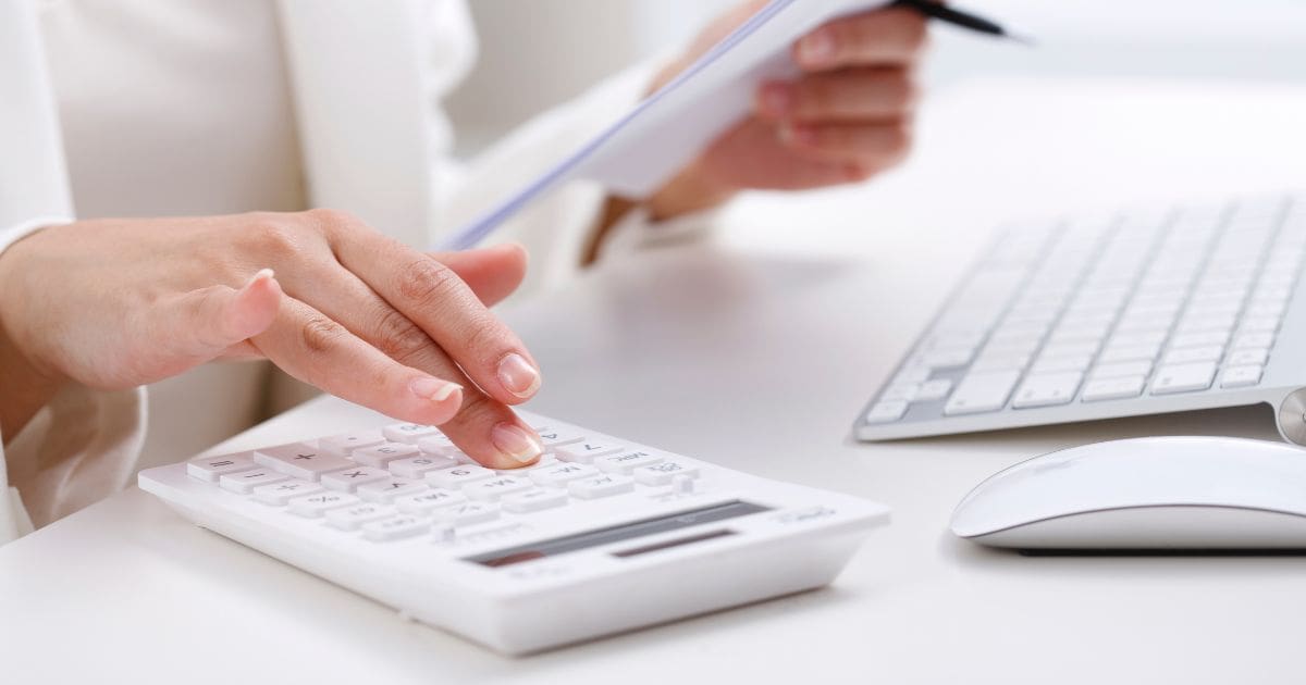 How Much Does Factoring Cost: An Invoice Factoring Fee Guide How Much Does Factoring Cost: An Invoice Factoring Fee Guide